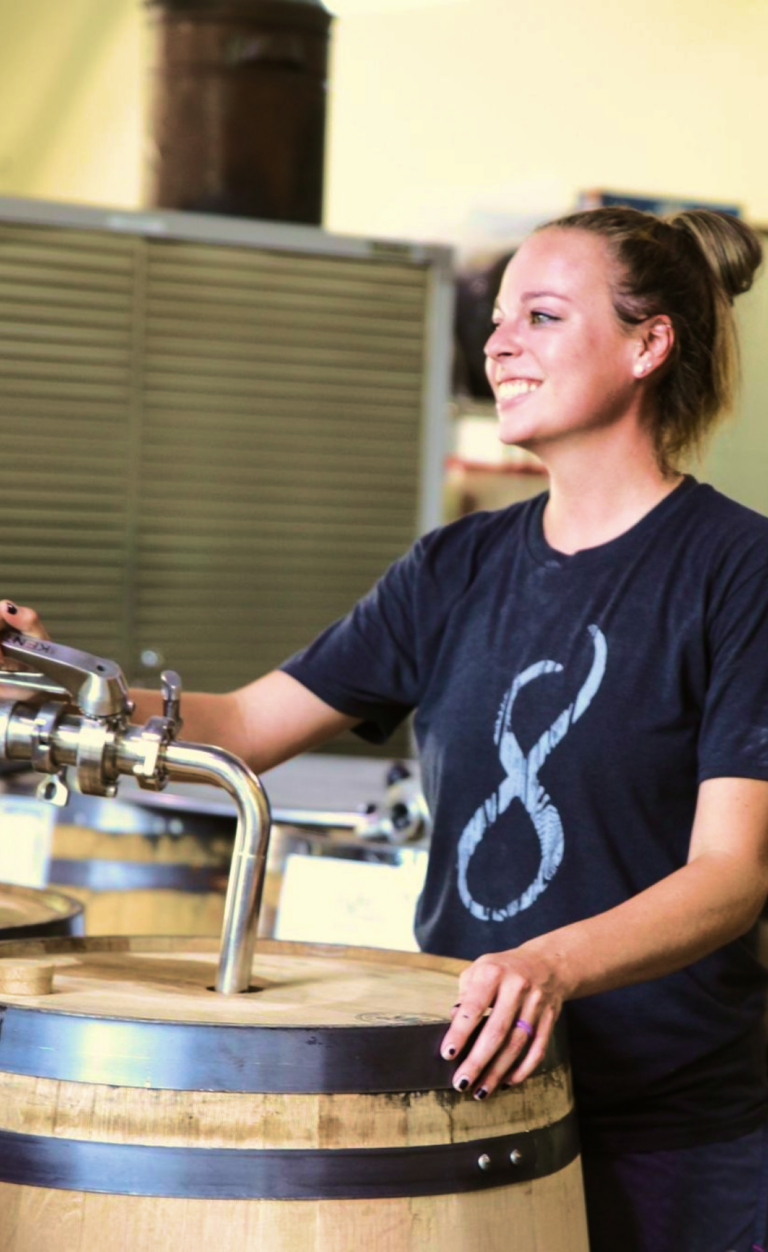 Home | Eight Oaks Farm Distillery